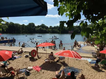 Strandbad Weißensee Freibad ⛱️ baden in Pankow/Berlin
